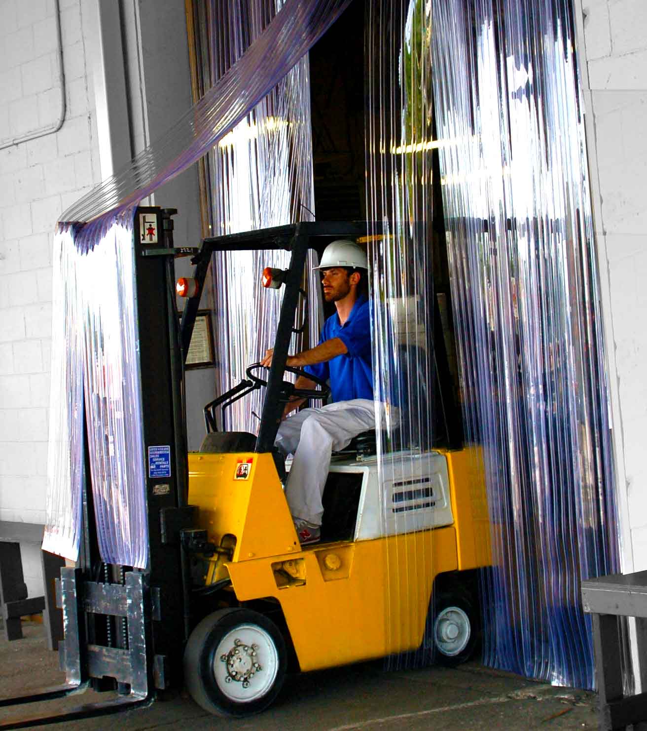 DFX Strip Doors – Vinyl Strip Doors – Vinyl Rolls
